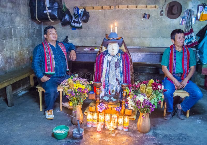 Maximon fotografía editorial. Imagen de cultura, naturalness - 59234027