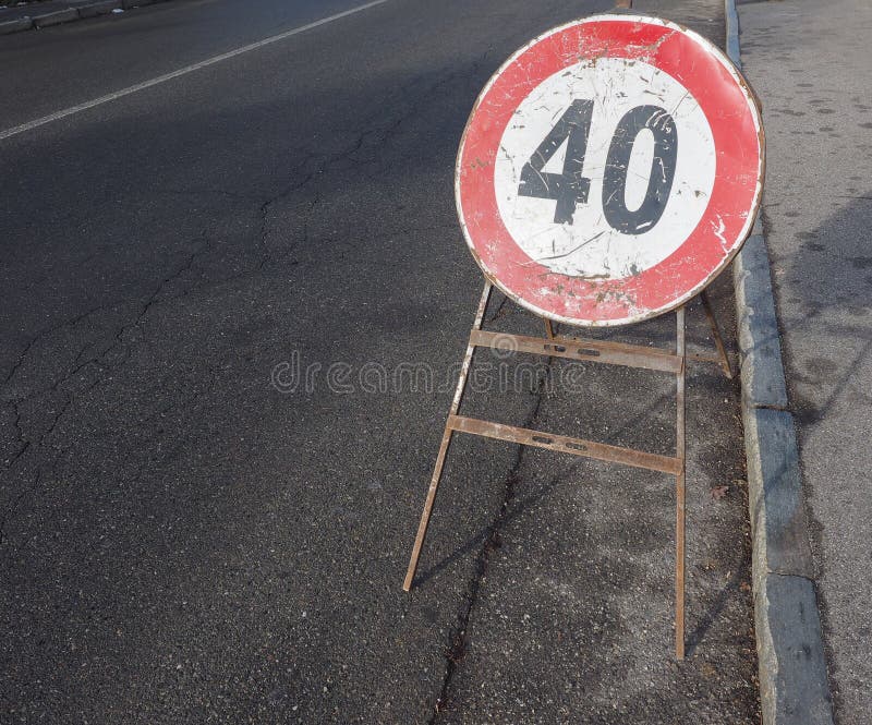 Traffic Signs Maximum Speed 40 Km Per Hour Stock Photos - Free ...