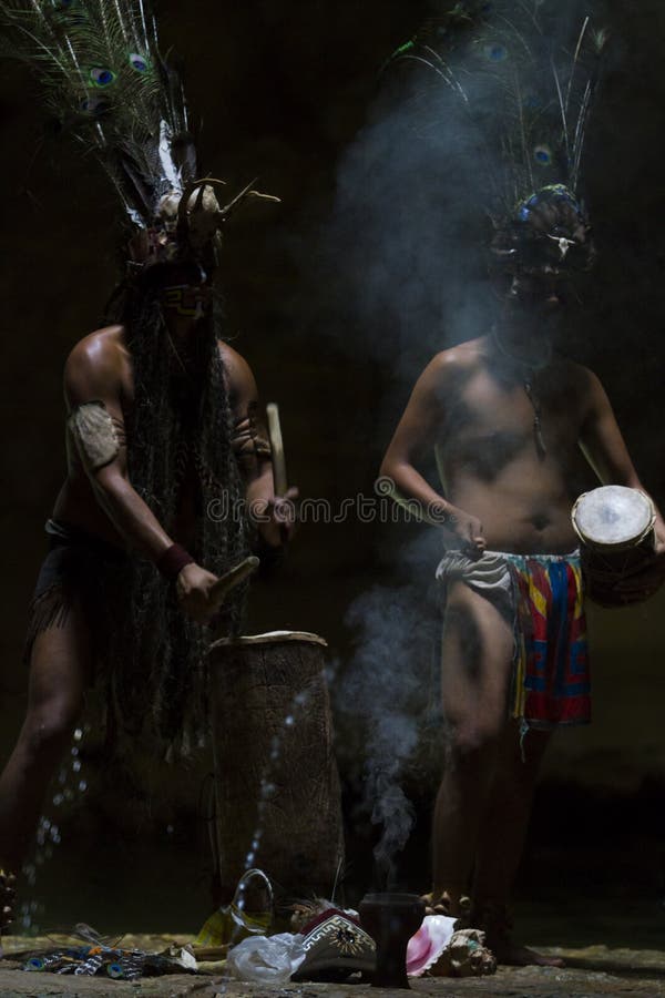 Maya people editorial stock image. Image of performing - 42098404