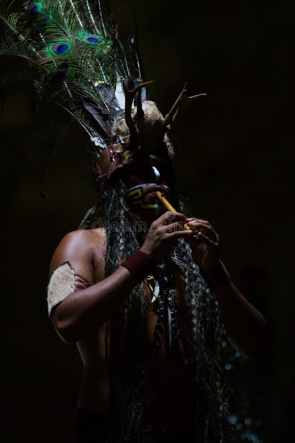 Maya people editorial photo. Image of nature, maya, performance - 42128406