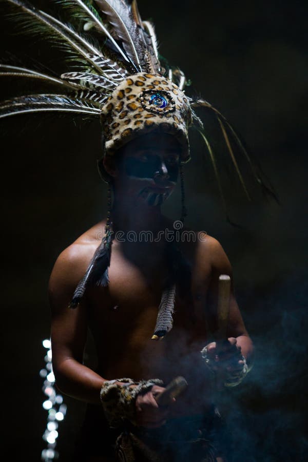 Maya people editorial photography. Image of histiry, performance - 42098257