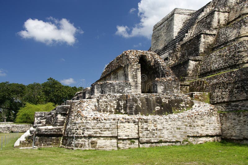 Maya Tempel stock foto. Image of blijf, tempel, ruïne - 1921238
