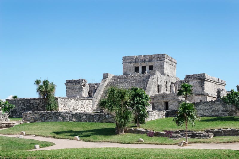 Mayan El Castillo, Tulum, Mexico Stock Image - Image of restored, ruins ...