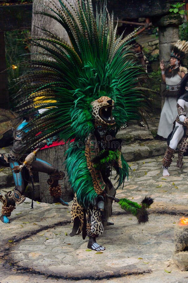 Mayan mensen in Mexico redactionele afbeelding. Image of cultuur ...