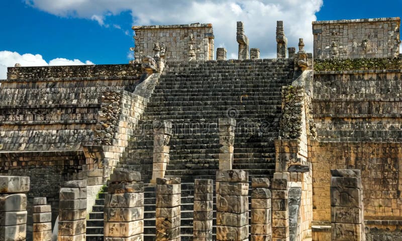 Mayan Pyramid, Chichen Itza, Timelapse 4K Stock Footage - Video of ...