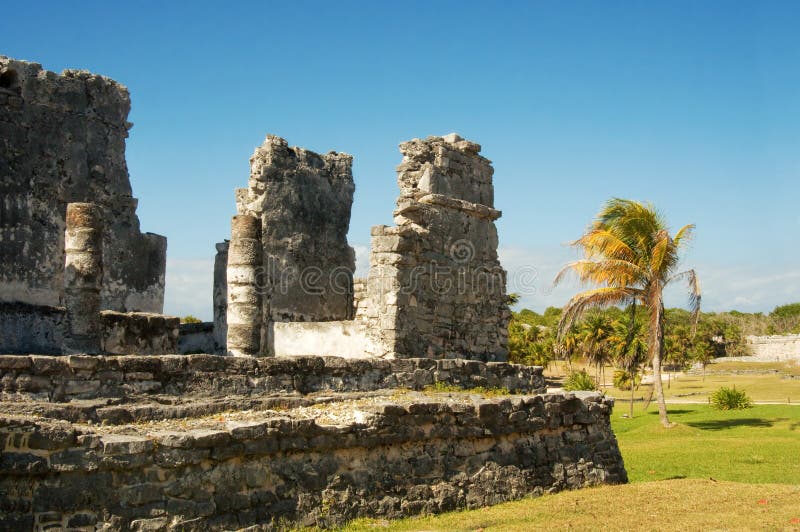 Mayan Pyramid, Tulum, Mexico Stock Image - Image of building, historic ...
