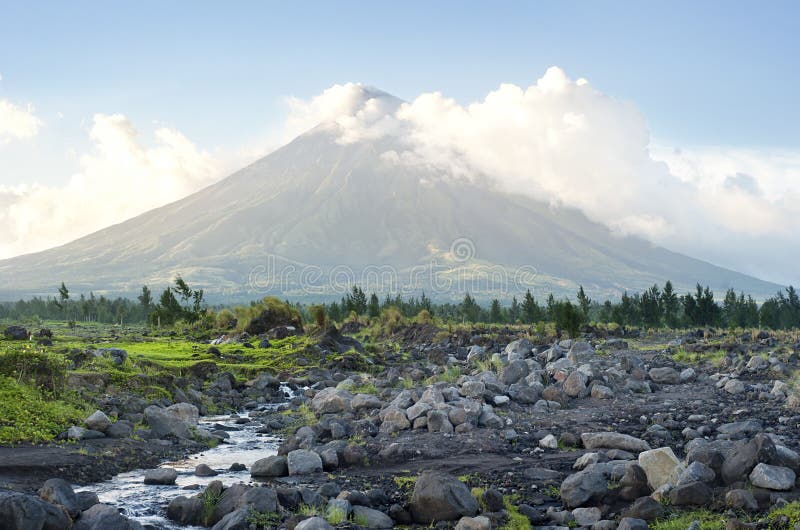 Mayon Volcano Location Facts Stock Photos - Free & Royalty-Free Stock ...