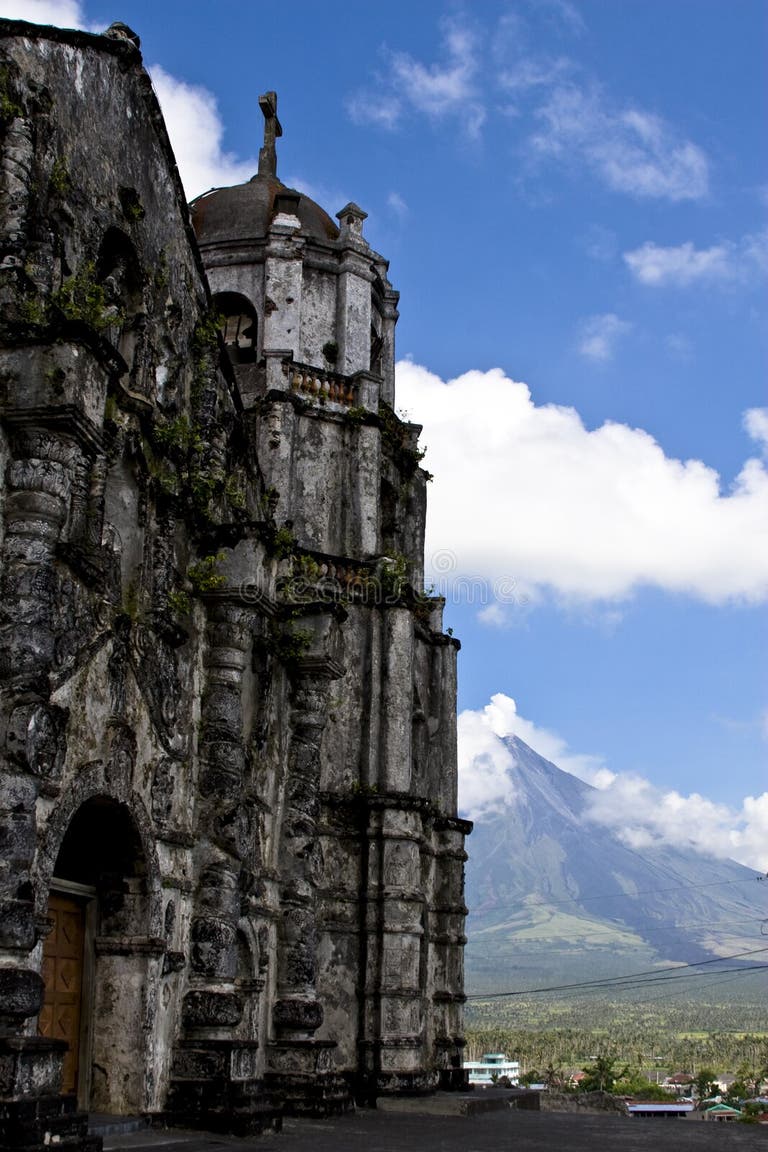 500 Mayon Volcano Stock Photos - Free & Royalty-Free Stock Photos from ...