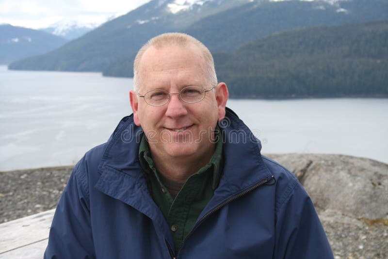 Mayor feliz en Alaska imagen de archivo. Imagen de gente - 6011731