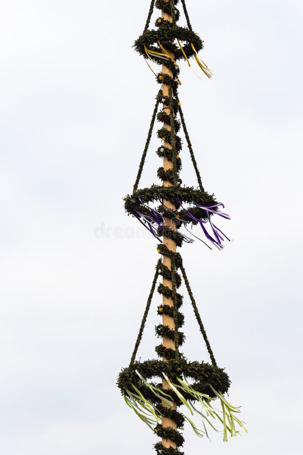 Maypole Dancing on a Sunny Holiday Stock Image - Image of tree, holiday ...