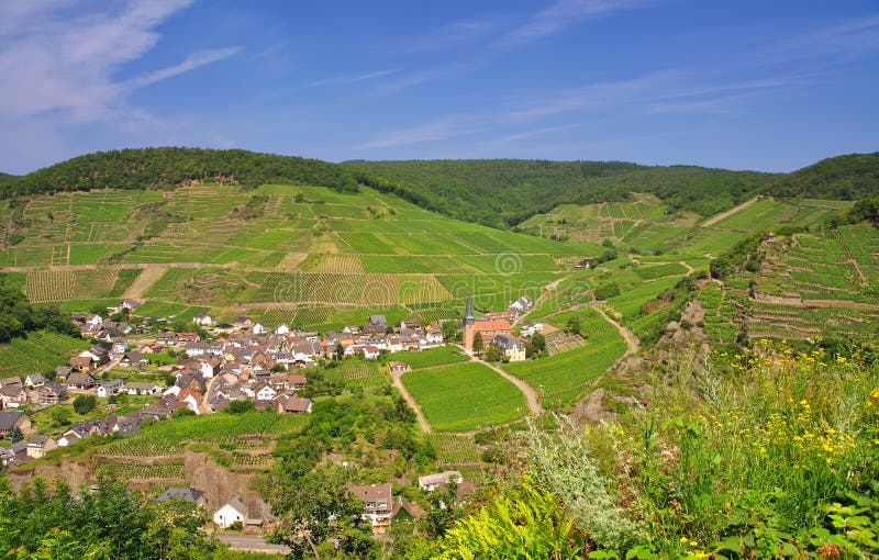 Mayschoss, valle de Ahr imagen de archivo. Imagen de alemania - 27280169