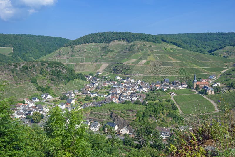 Mayschoss, Valle De Ahr, Alemania Foto de archivo - Imagen de europa ...