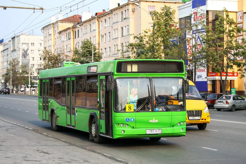 MAZ 103 imagen editorial. Imagen de suelo, moderno, permanente - 78017680