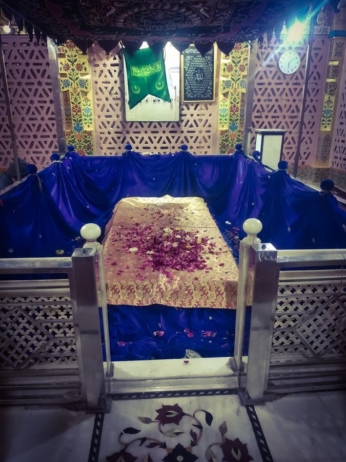 Mazaar Peer Baba Chirag Delhi Dargah Stock Photo - Image of peer ...