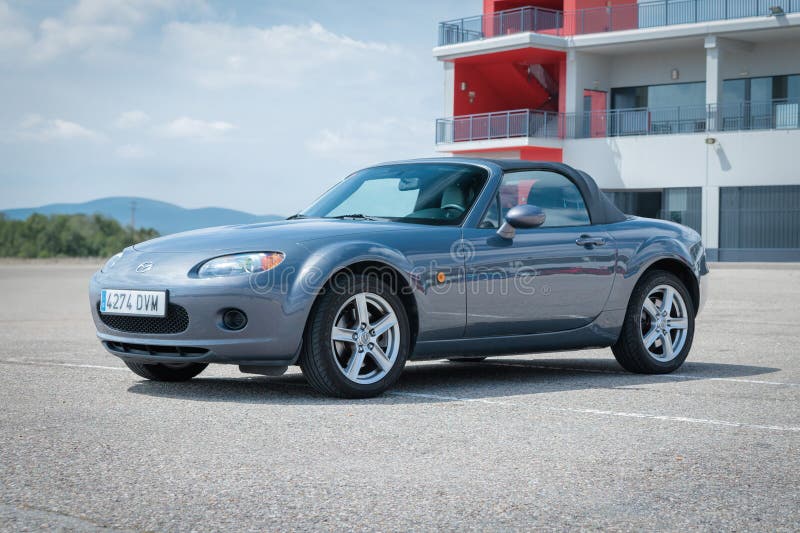 Mazda MX-5 (NC) editorial photo. Image of roadster, cabrio - 327912616
