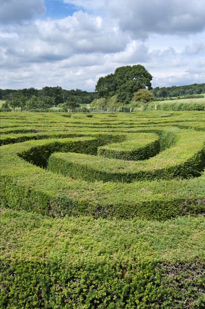 2,769 Hedge Maze Stock Photos - Free & Royalty-Free Stock Photos from ...
