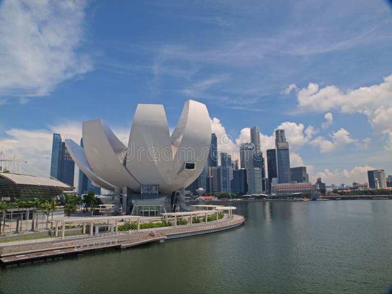 MBS & Art Science Museum Editorial Photography - Image of laser, mirror ...