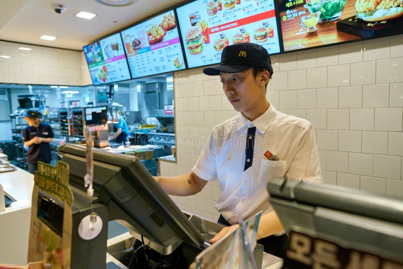 McDonald photo éditorial. Image du homme, commercial - 105030211