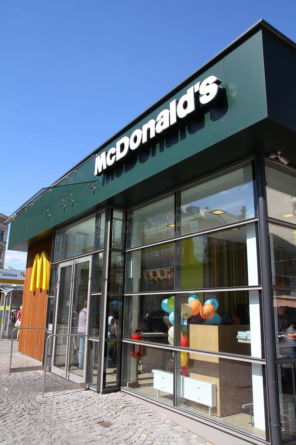 McDonalds Restaurant editorial photo. Image of front - 20893471