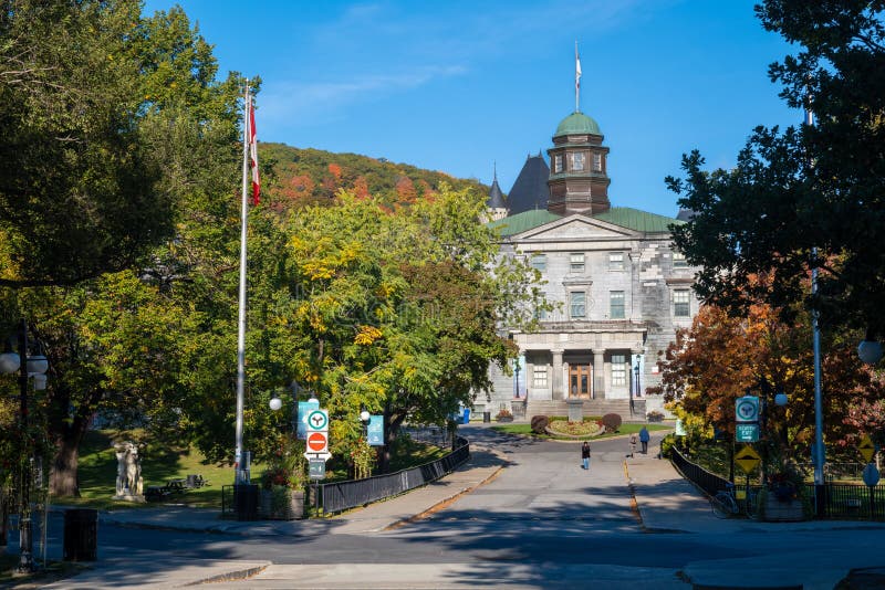 McGill University Main Building in Autumn Editorial Image - Image of ...