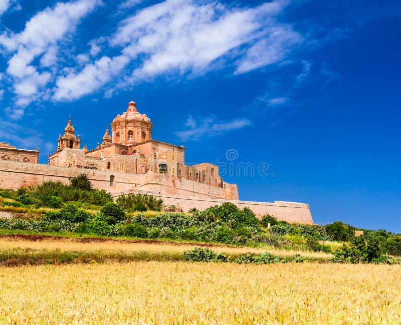 Mdina, Cidade Fortificada Na Ilha De Malta Foto de Stock - Imagem de ...
