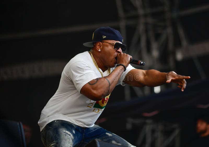 LL Cool J in Concert at the Meadows Editorial Image - Image of ...
