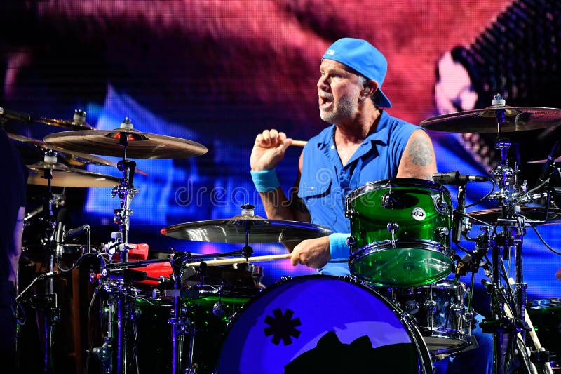 Red Hot Chili Peppers in Concert at the the Meadows Editorial Stock ...