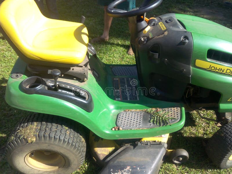 Mean Green Grass Cutting Machine Stock Photos - Free & Royalty-Free ...