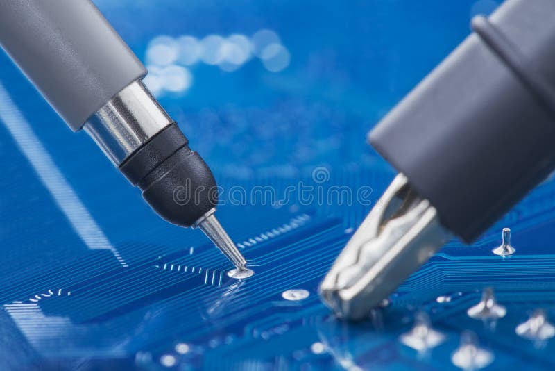 Measuring Electronic Signal Using Oscilloscope on the PCB. Electronics ...