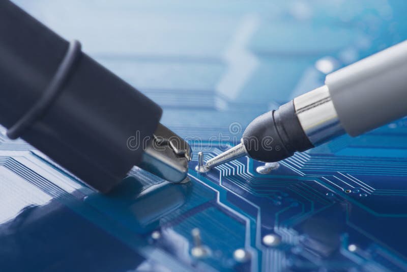 Measuring Electronic Signal Using Oscilloscope on the PCB. Electronics ...