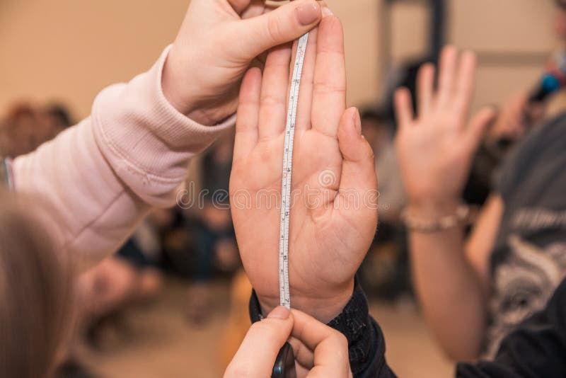 169 Weigh Centimeter Woman Stock Photos - Free & Royalty-Free Stock ...