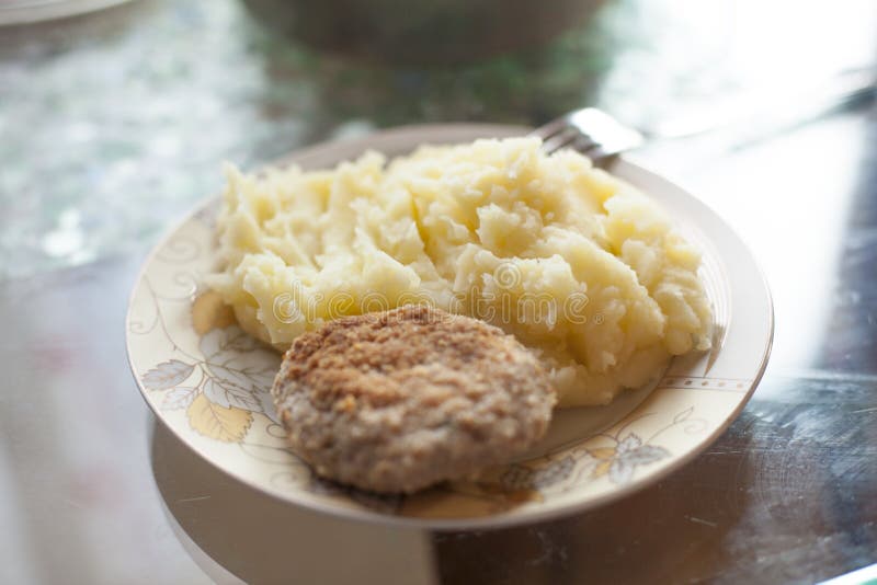 Meat Pattie with Potato Puree Stock Image - Image of closeup, patties ...