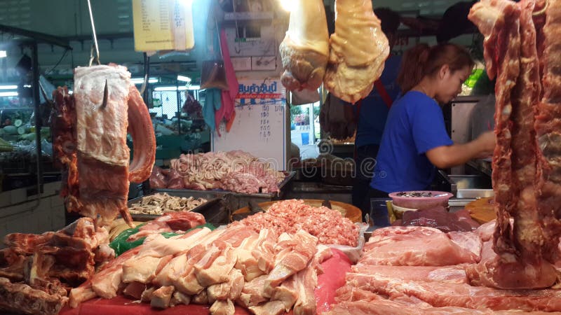 Meat shop editorial photo. Image of bull, meat, horror - 51581021