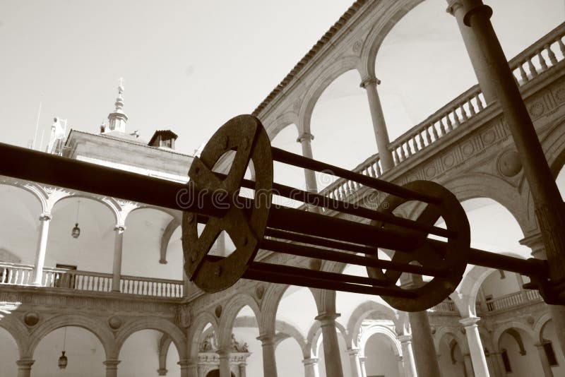 Mecanismo De La Rueda Del Agua De Pozo Del Agua Imagen de archivo - Imagen de maquinaria, toledo ...