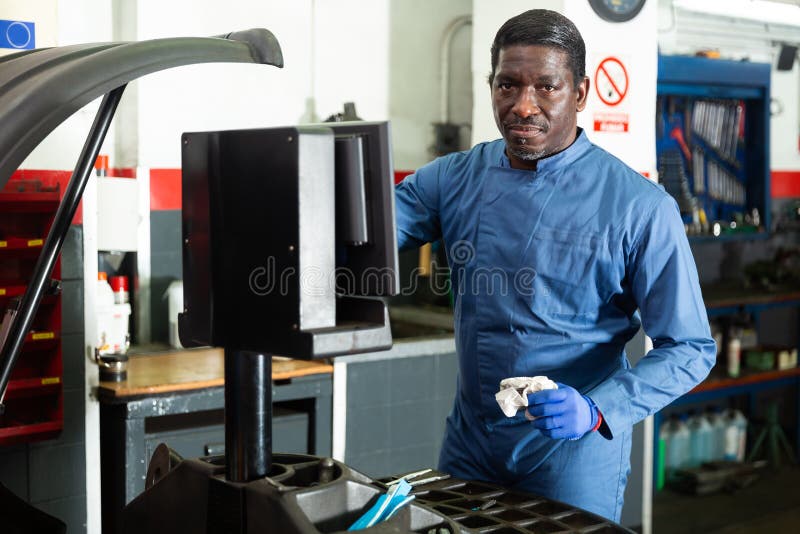 532 African Computer Repair Stock Photos - Free & Royalty-Free Stock ...