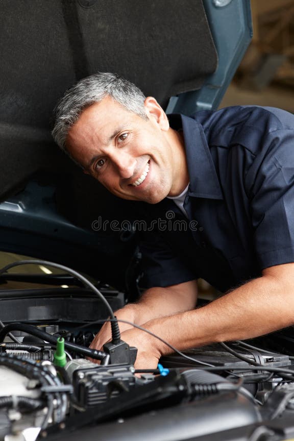 Mechanic at work stock image. Image of engine, fixing - 21042017