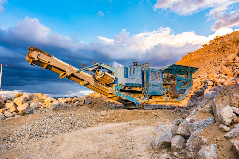 Mechanical conveyor belt stock image. Image of excavation - 180505607