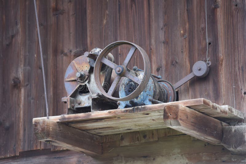 A Mechanical Device and Analog Technology Stock Image - Image of center ...