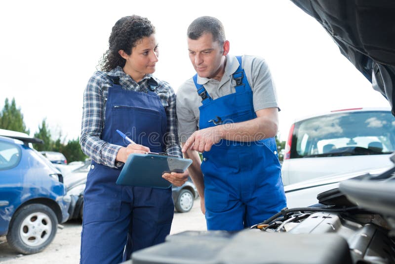 Mechanical Inspector Making Breakdown Diagnostic Stock Photo - Image of ...