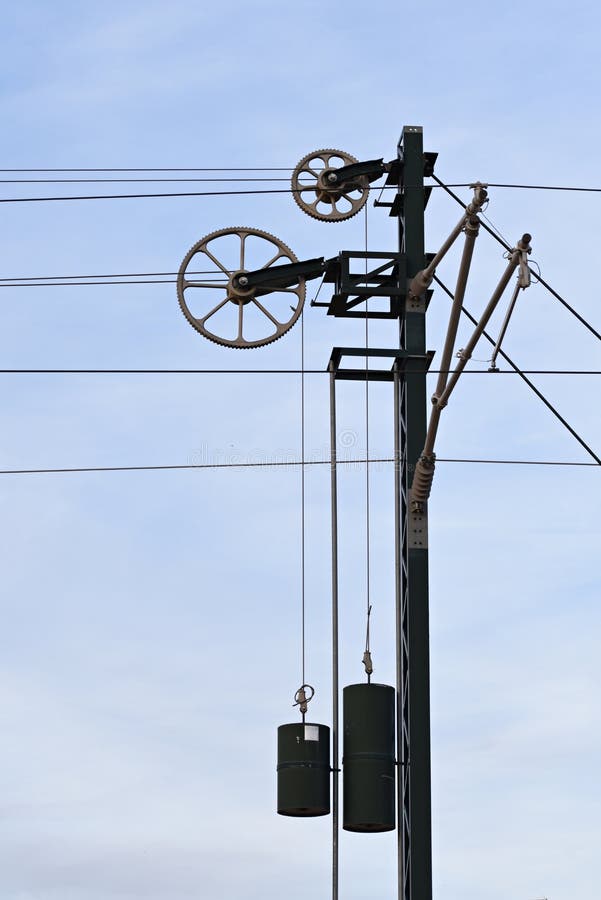 Mechanical Stress Compensation Systems in the Structures ...