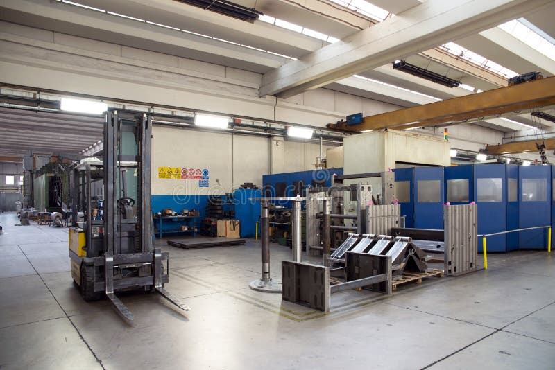 Mechanical workshop stock image. Image of manufacture - 78236707