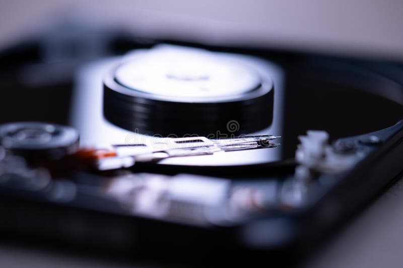 Mechanics Inside a Hard Disk Drive with Platter and Read Write Head ... Mechanics Inside a Hard Disk Drive with Platter and Read Write Head ...