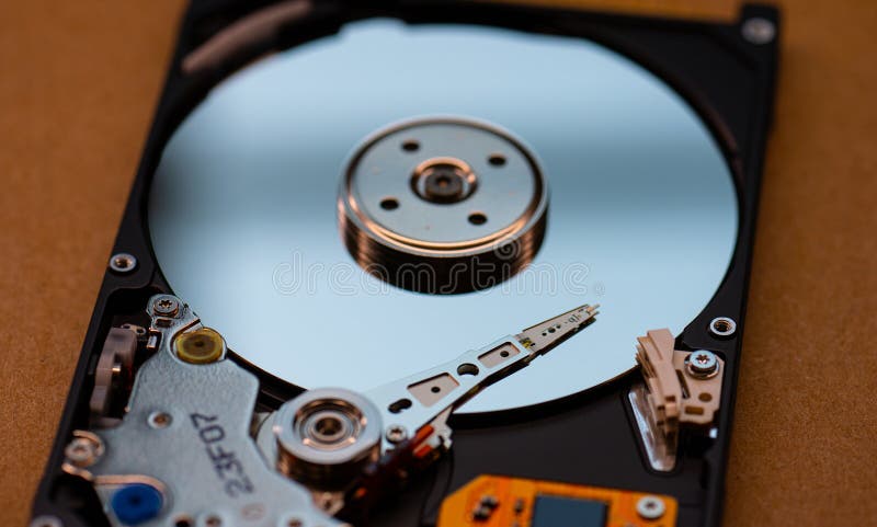 Mechanics Inside a Hard Disk Drive with Platter and Read Write Head ...