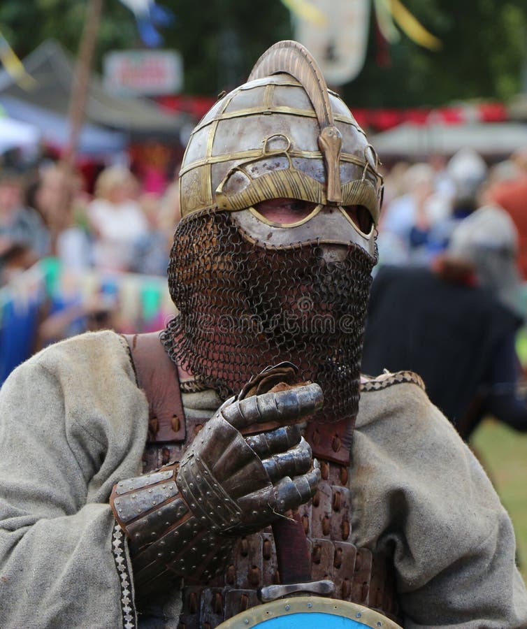 Medeltida krigare arkivfoto. Bild av hjälm, historia - 29269936
