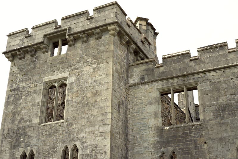 Mur Med Tinnar Av En Slott Stock Photos - Free & Royalty-Free Stock ...