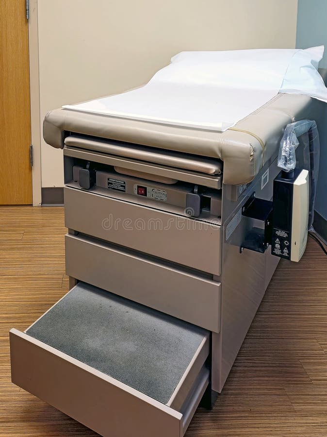 Medical Examination Table in Doctor S Office Stock Photo - Image of ...