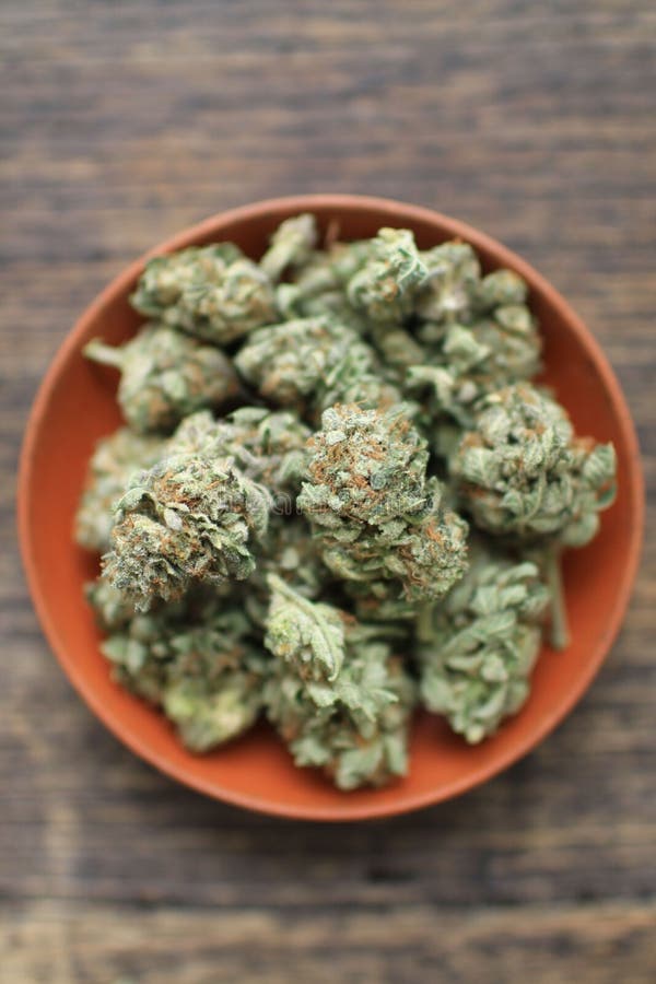 Medicinal Cannabis in a Clay Bowl Stock Image - Image of buds, vaporize ...