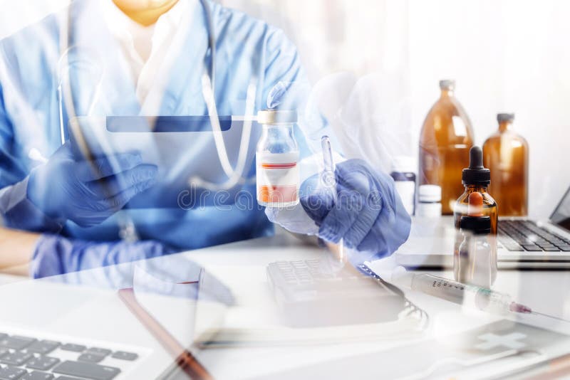 Medicine Doctor Team Meeting and Analysis. Diagnose Checking Brain ...