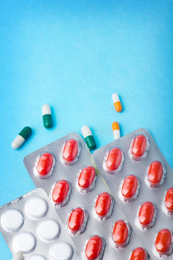 Medicine tablets and pills stock photo. Image of therapeutic - 26694098