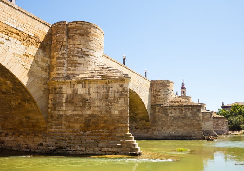 Medieval Bridge Over Ebro River in Zaragoza Stock Photo - Image of ...